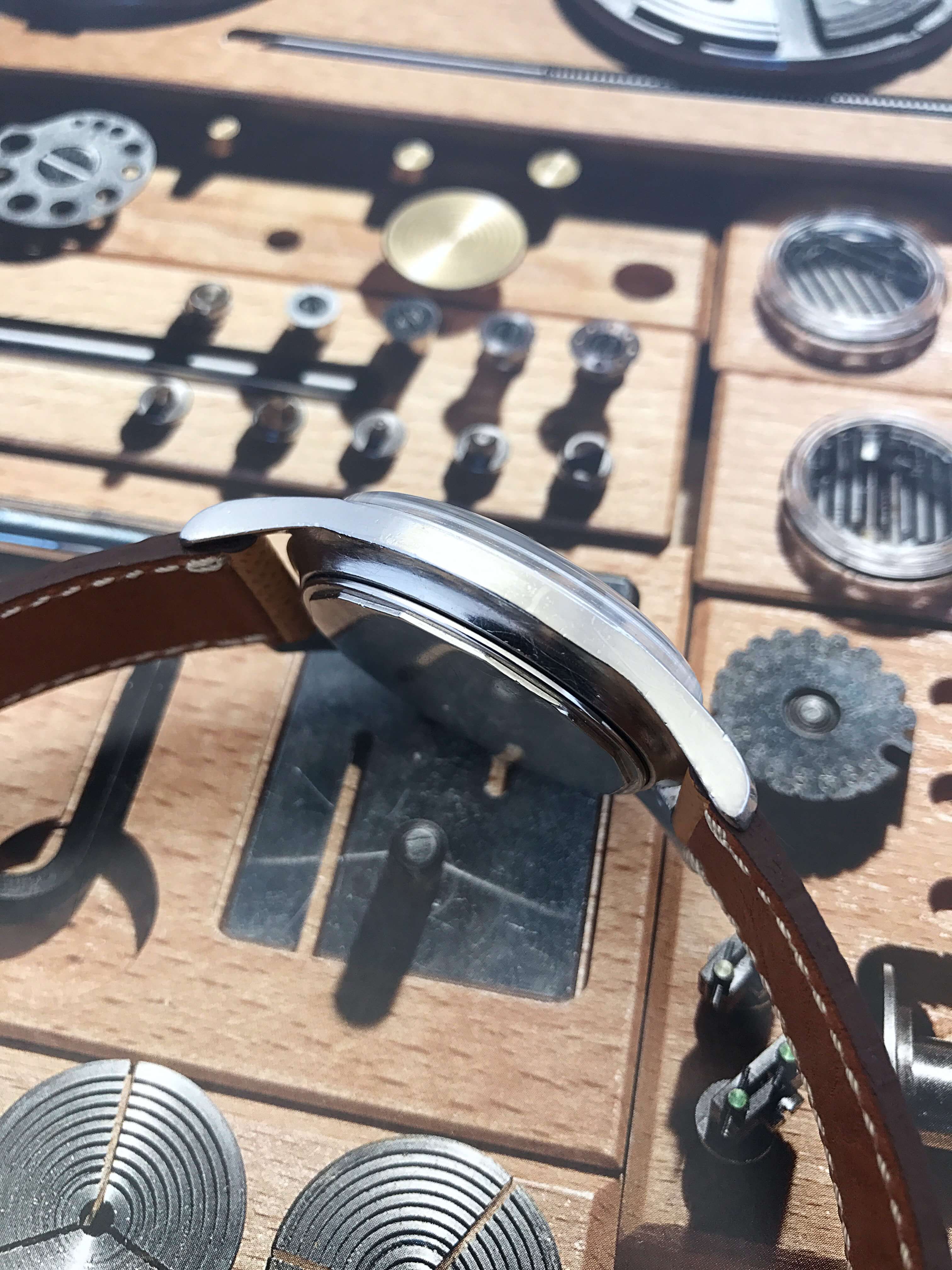 watchsteez.com – vintage universal genève polerouter sub super ...
