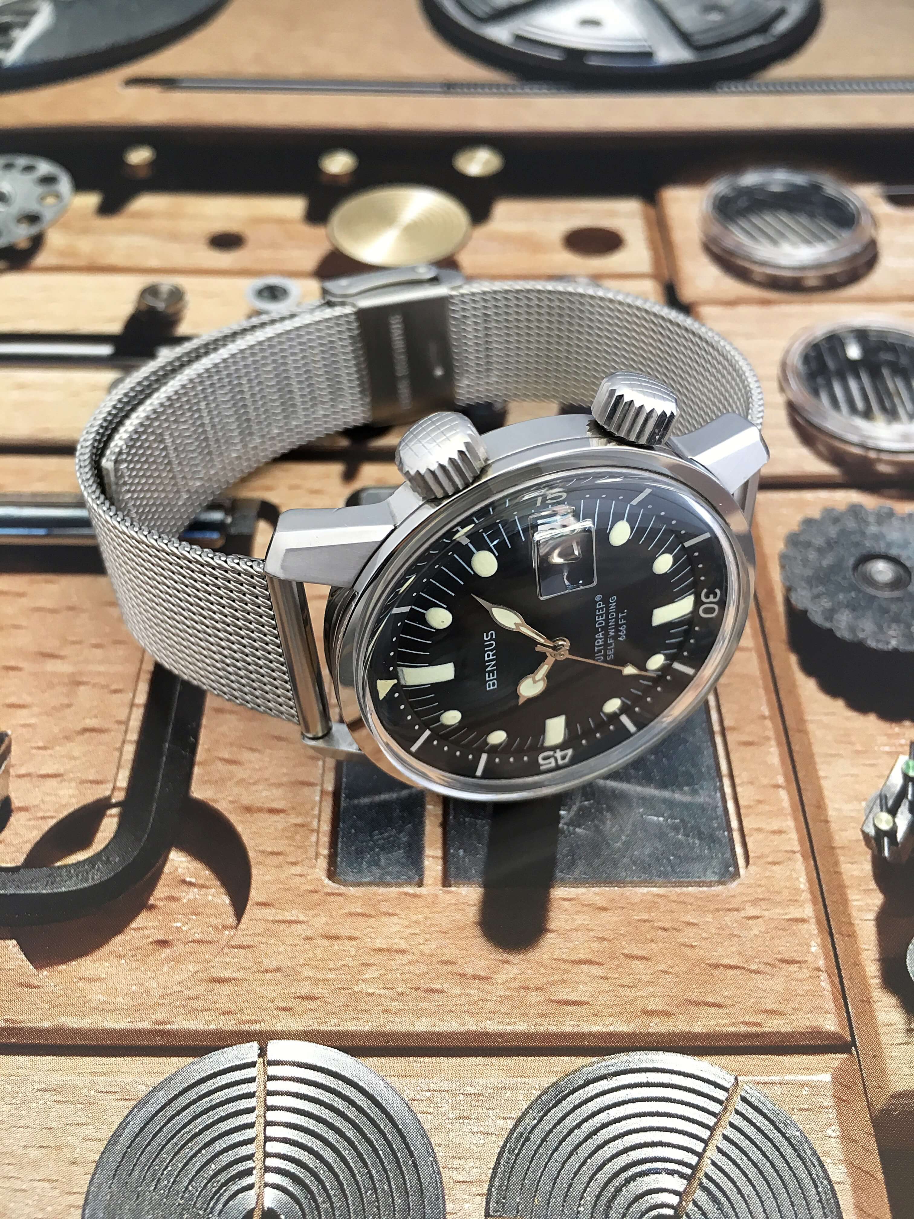 watchsteez.com – 1968 benrus ultra-deep super compressor 666 feet ...